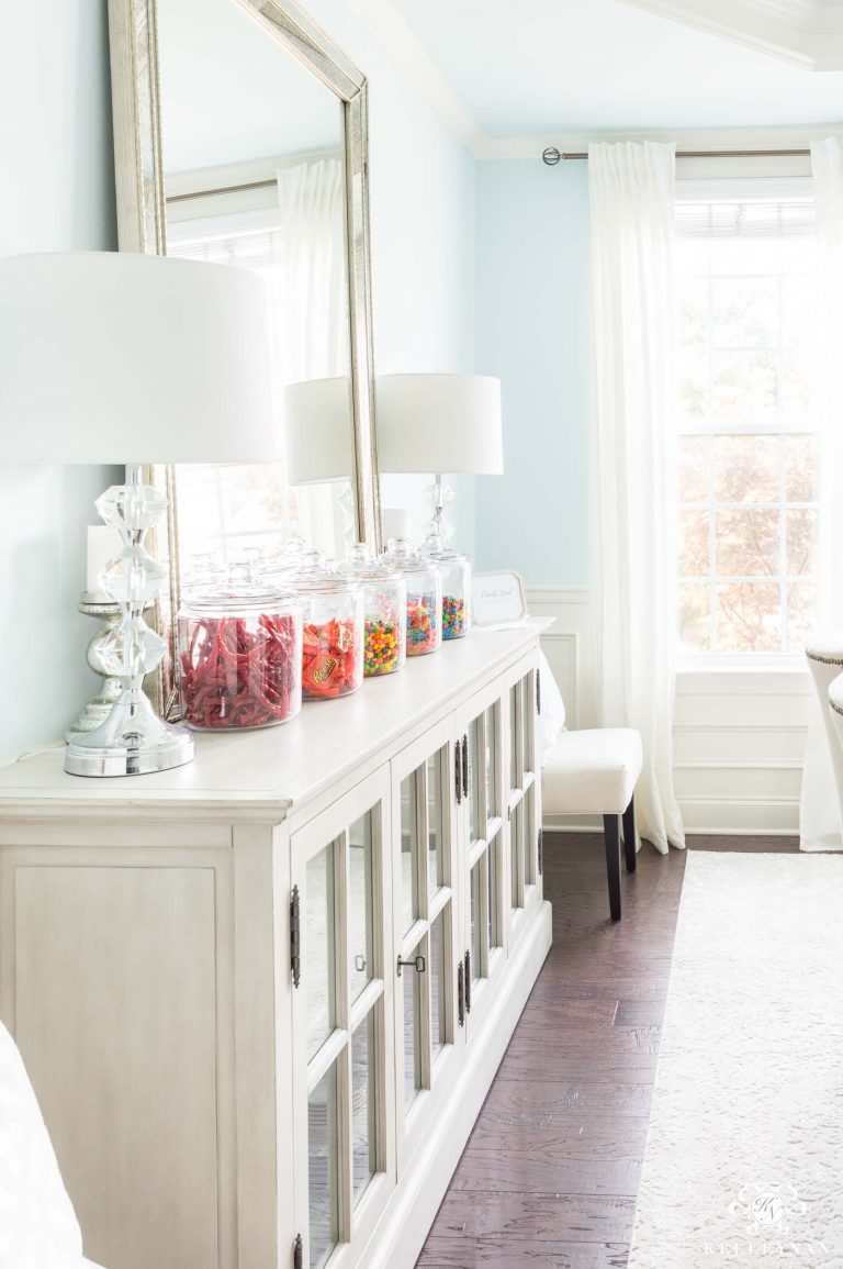 10 Game Night Ideas You HAVE to Try at Your Next Party (Especially, Adults)