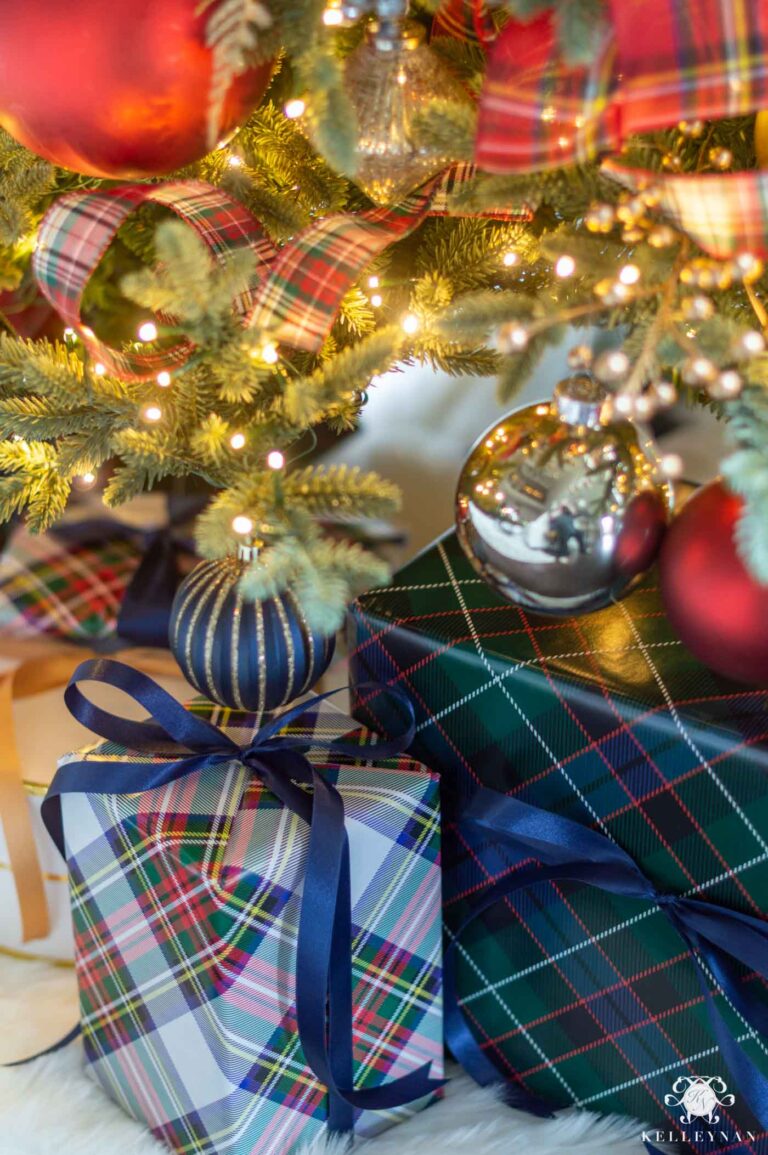 Tartan Plaid Themed Christmas Home Tour - Kelley Nan