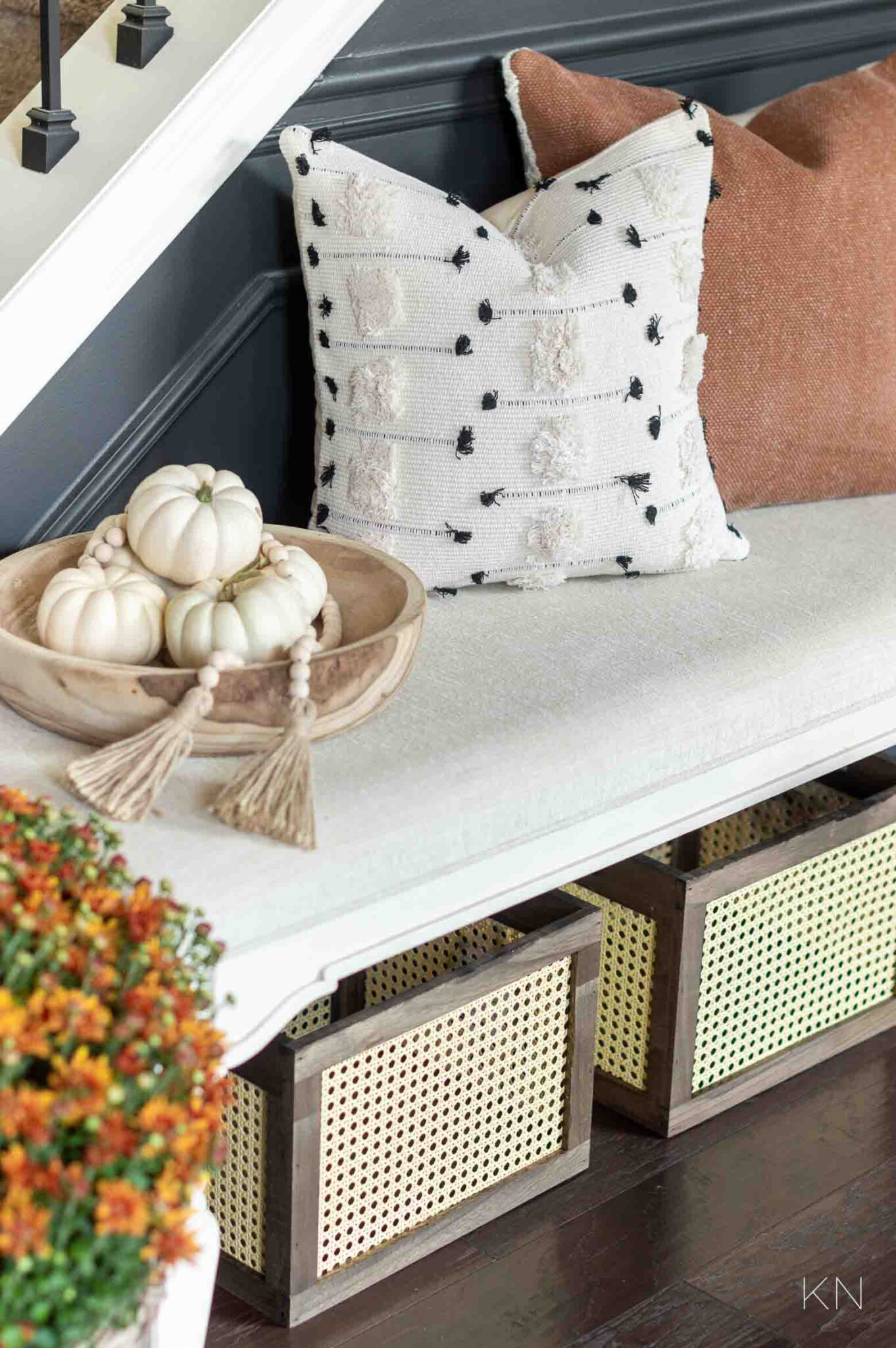 5 (Non-Cluttered) Fall Decorating Ideas - Kelley Nan