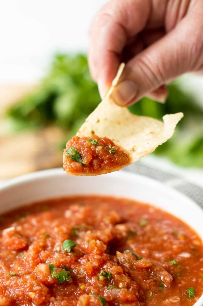 Simple, Delicious Homemade Salsa Recipe - Kelley Nan
