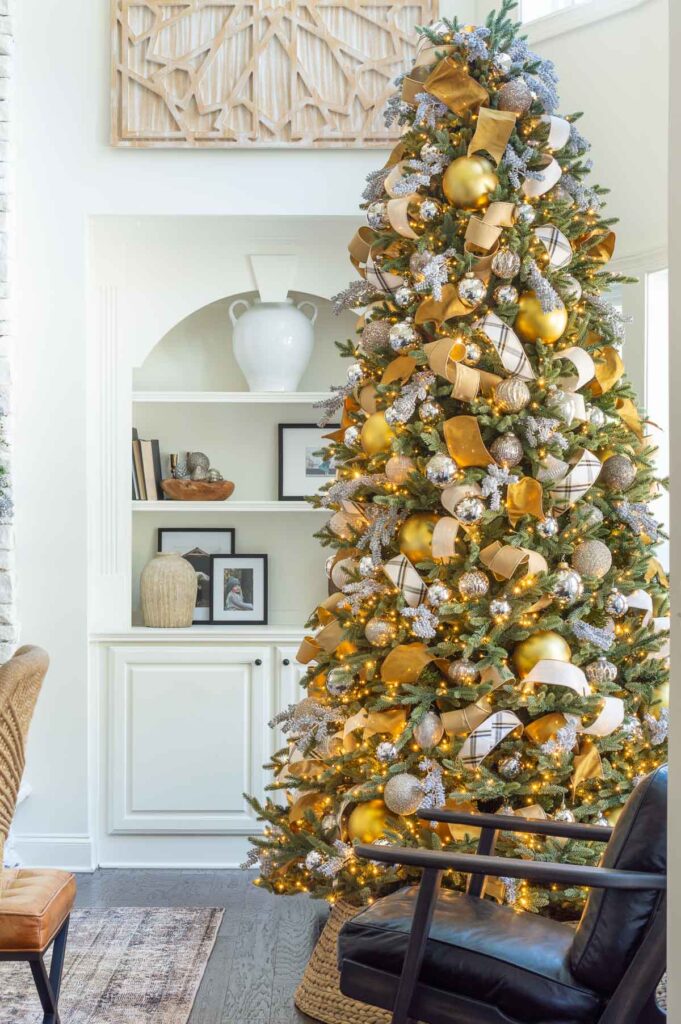 Christmas Tree Decorating... "How Much Did You Use?" Exact Trimming ...